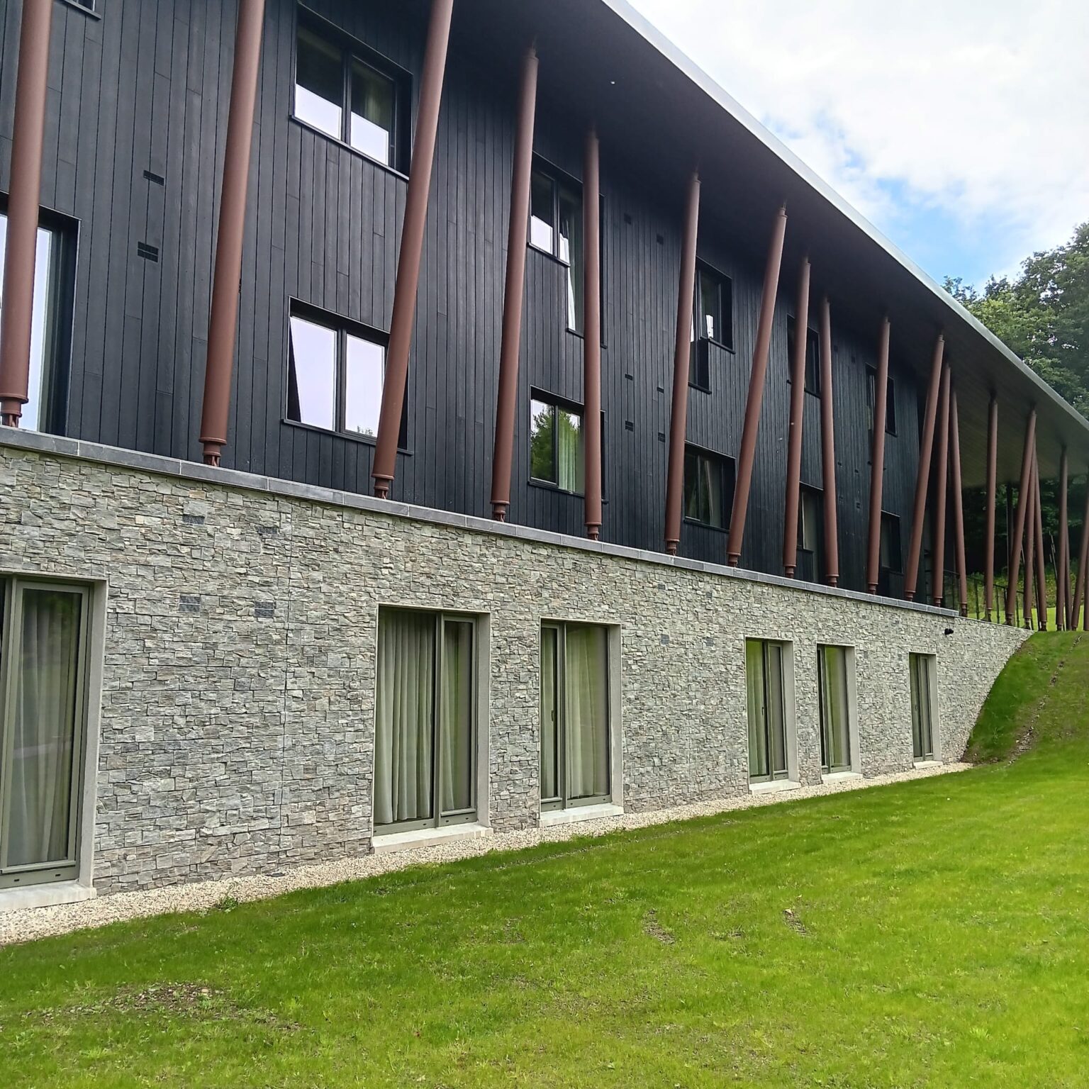 Grey Slate Cladding | Natural Slate Wall Cladding
